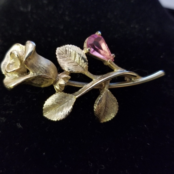 Avon | Jewelry | Rare Vintage Avon Pin Brooch | Poshmark